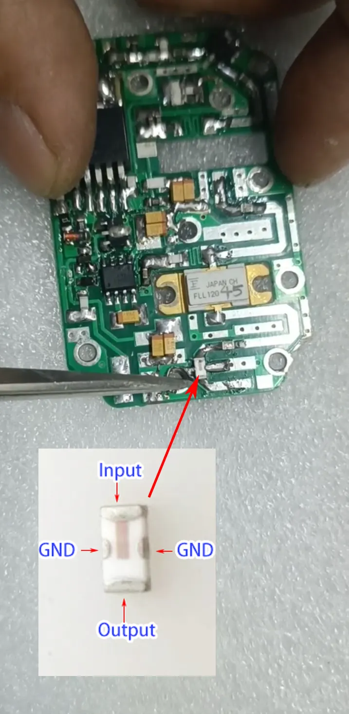 Comment ajouter le filtre passe-bas à la carte émettrice COFDM-912T ...